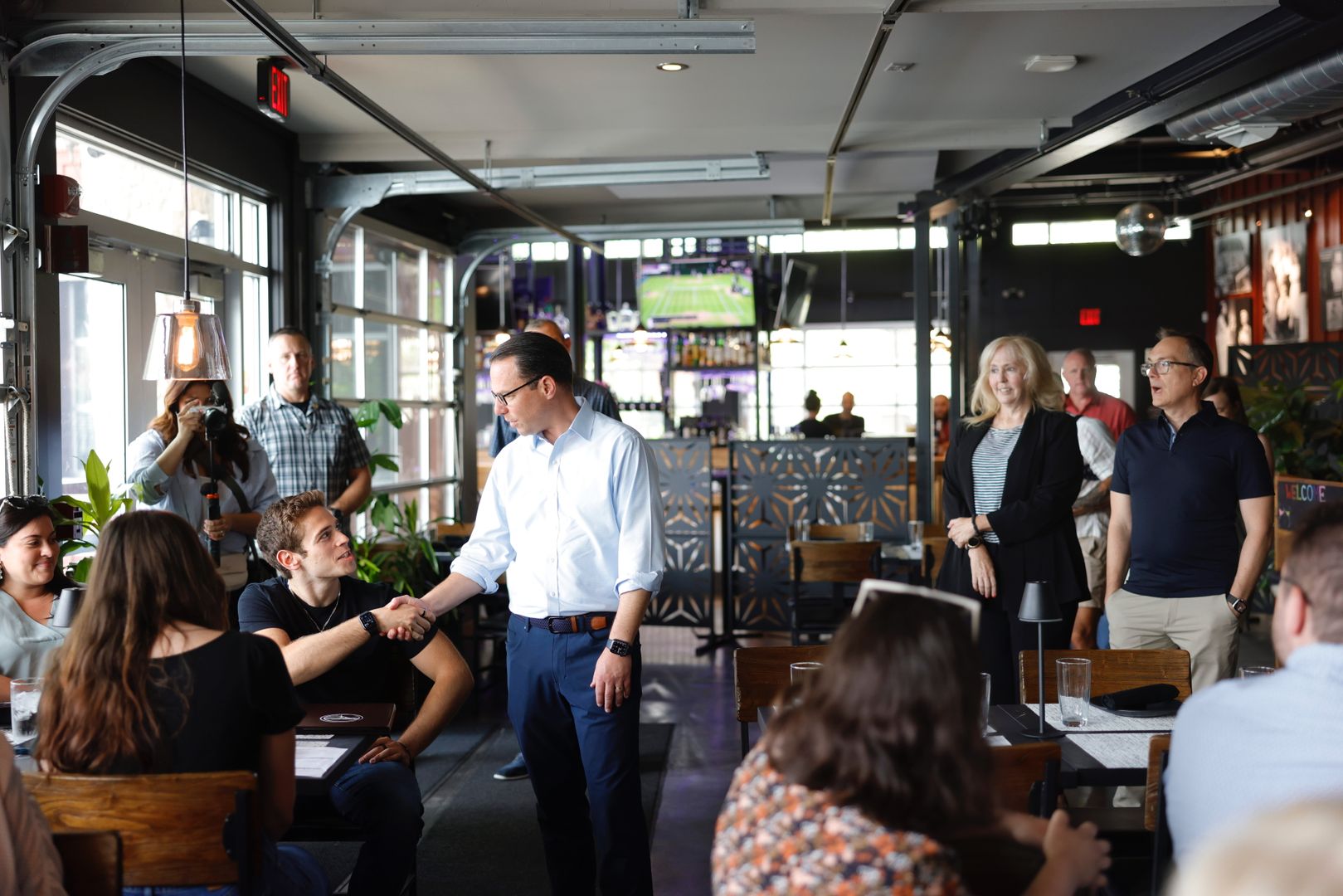 Gov. Shapiro Makes Stops At New Hope Businesses - New Hope Free Press